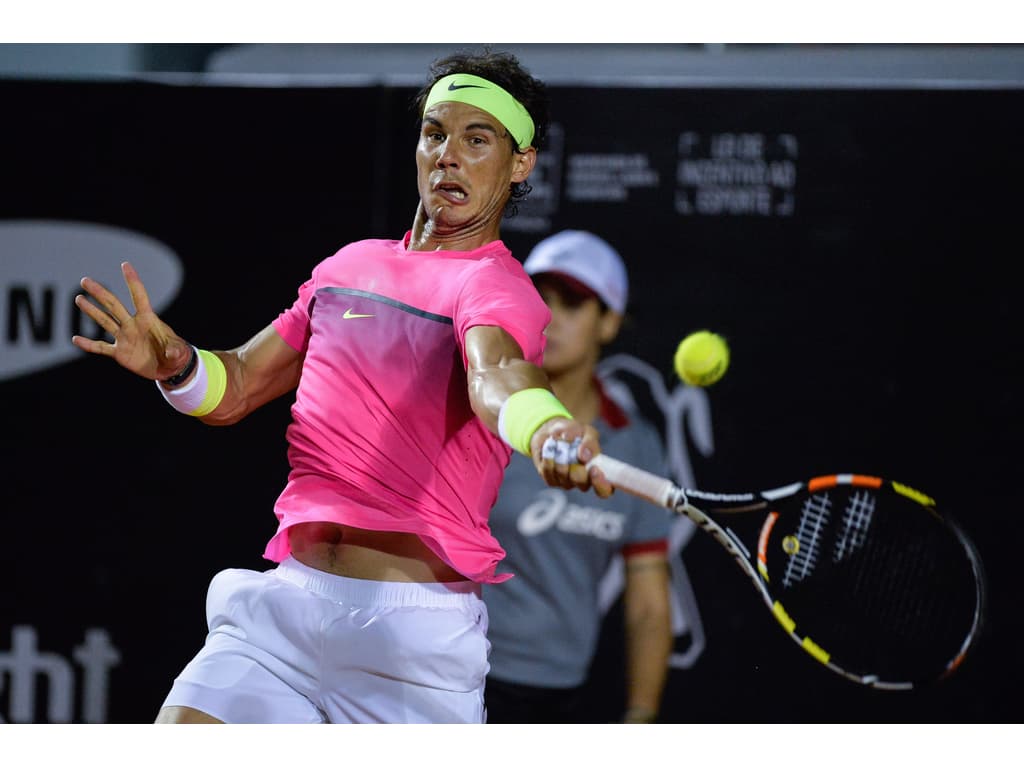 Cuevas vira 2º set após chuva e reedita duelo contra Nadal no Rio - Lance!