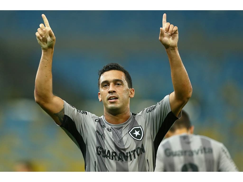 Edilson: lateral de força superou reserva e ficou marcado pela raça ...