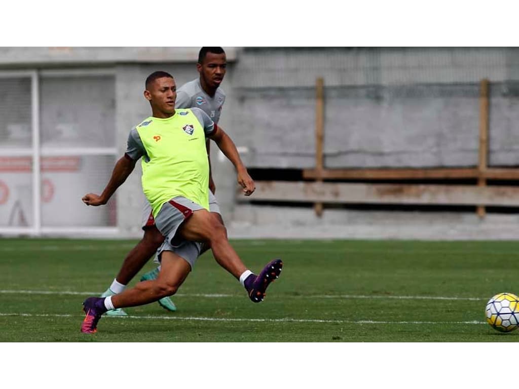 Flu inicia preparação para semi do Carioca e Richarlison pede humildade ...