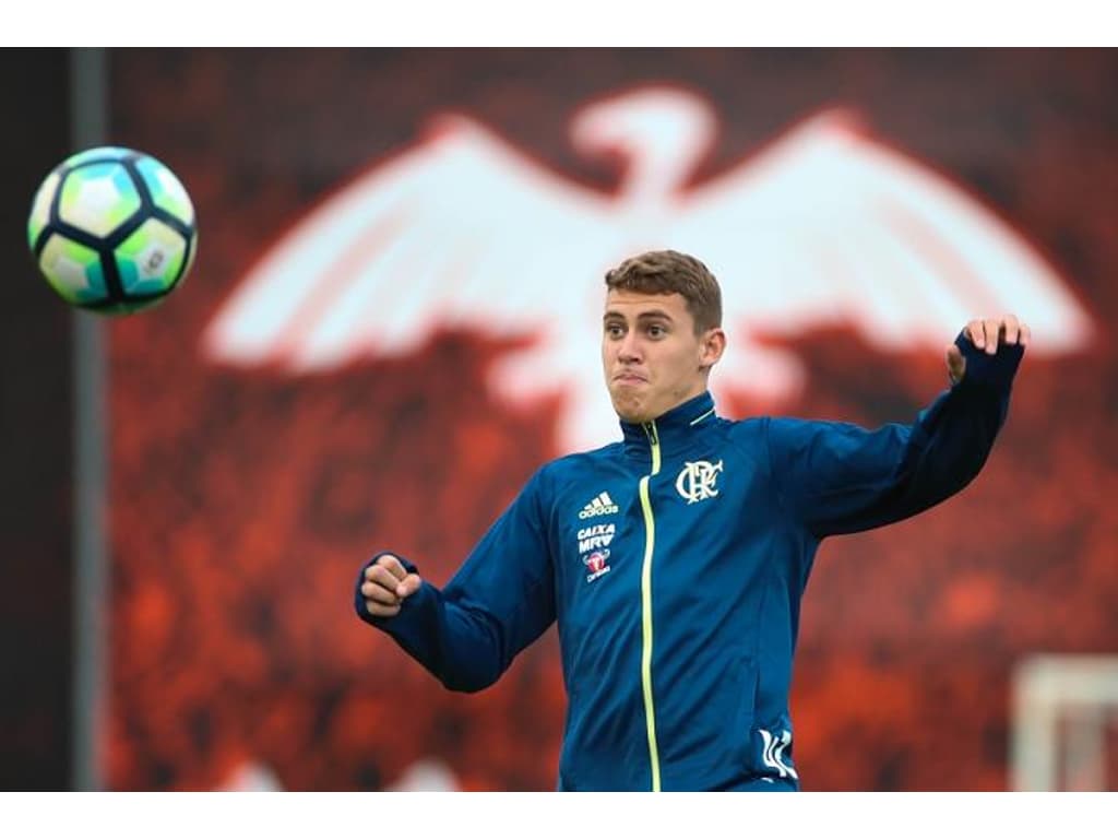 'Aposta' de Barbieri, Matheus Savio mostra que pode ganhar espaço - Lance!