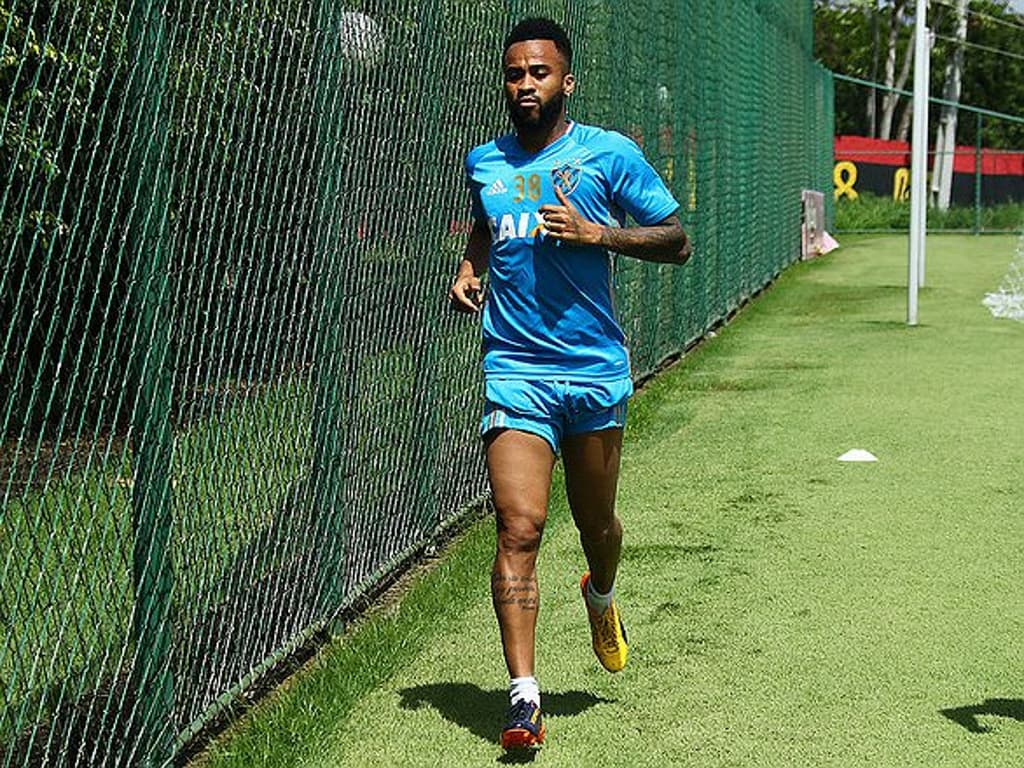 América-MG anuncia contratação de Wesley até o fim da temporada - Lance!