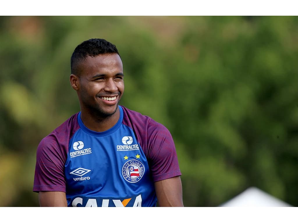 Em 2018, Élber está perto de alcançar marca histórica na carreira - Lance!