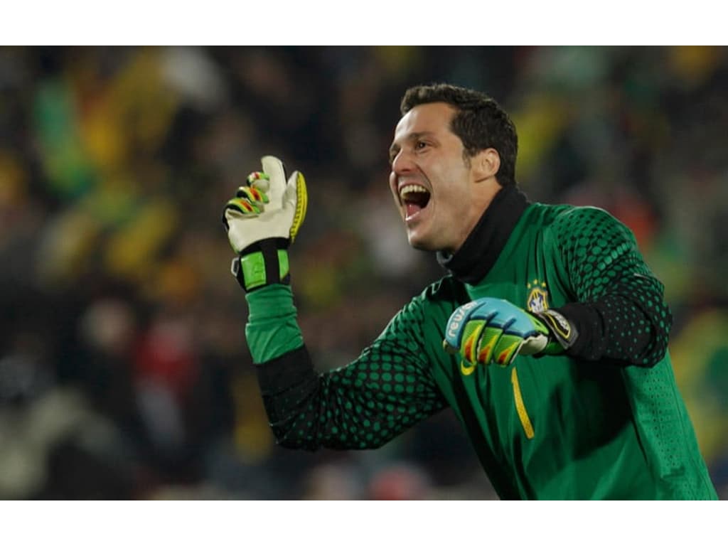 Ex-goleiro Júlio César revela para quem irá torcer na final da Copa do ...