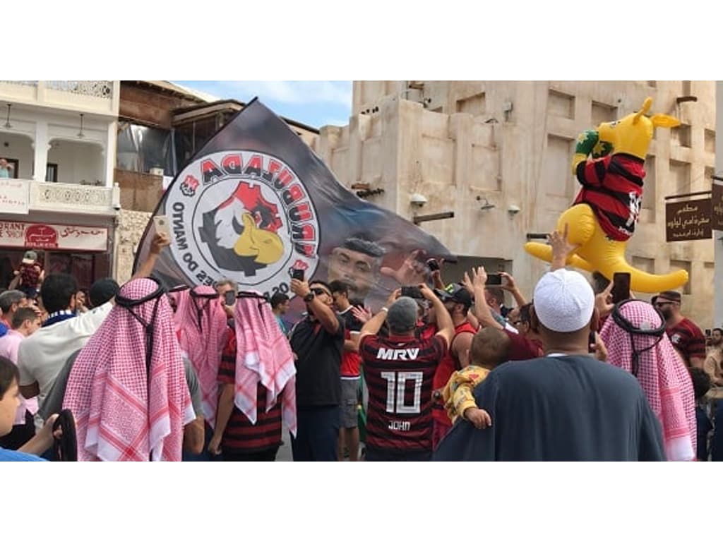 Doha de Janeiro! Torcida invade capital do Qatar e cria músicas pelo ...