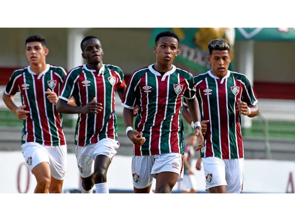 Com três gols de Kayky, Fluminense bate o Porto Vitória e se classifica ...