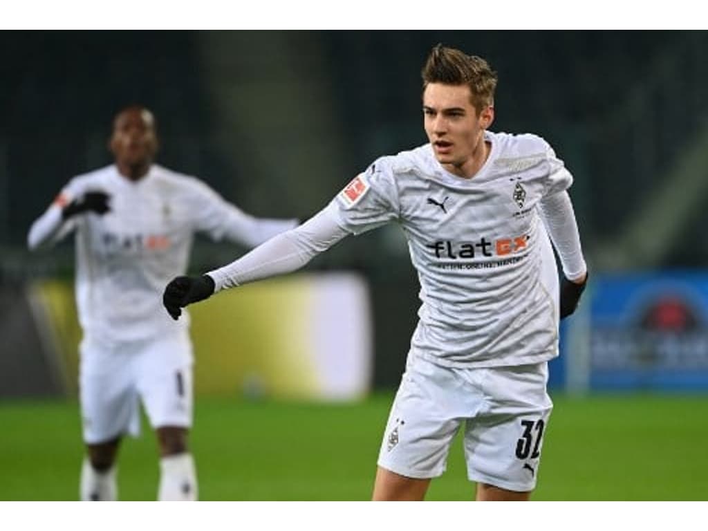 Liverpool entra na briga por Neuhaus, meia do Gladbach - Lance!