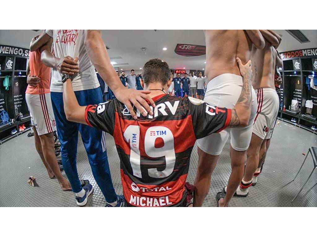 Michael mostra inconformismo e se disponibiliza em prol da redenção no ...