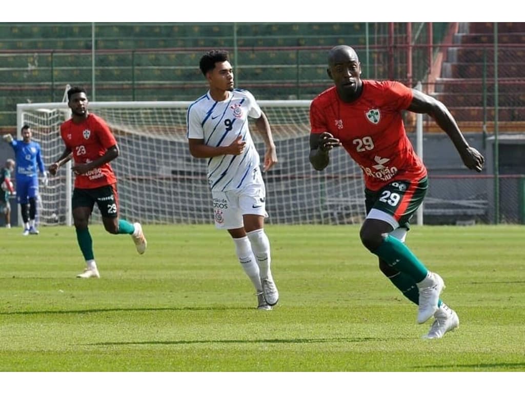 Atacante Wilmar Jordan fará estreia pela Portuguesa - Lance!