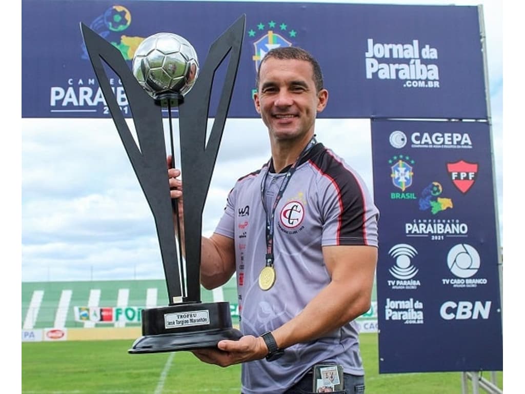 Ranielle celebra título estadual pelo Campinense e fala em foco na ...