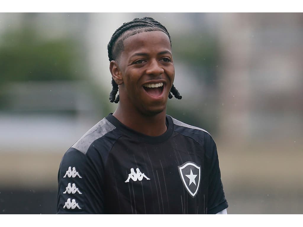 Ênio comemora dois títulos em um fim de semana pelo Botafogo: 'Marcado ...