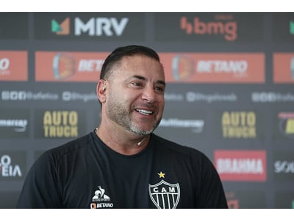 'Turco Mohamed chega melhor que Paulo Sousa para Supercopa', opina ex ...