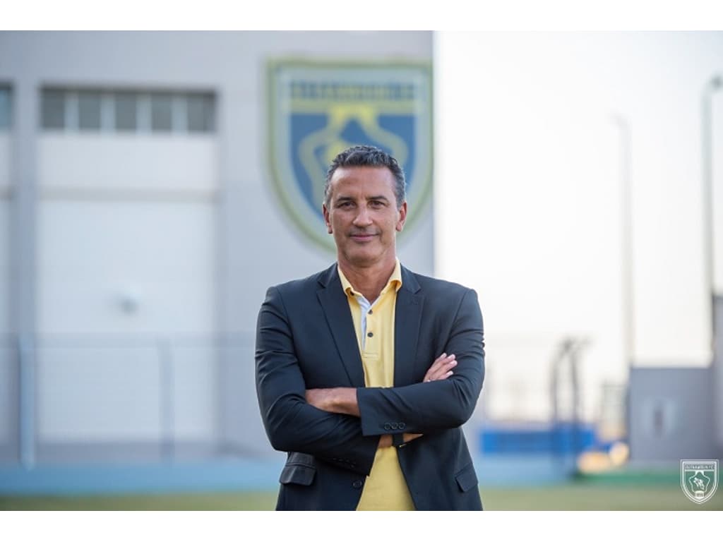 Péricles Chamusca acerta com novo clube e bate recorde entre técnicos ...