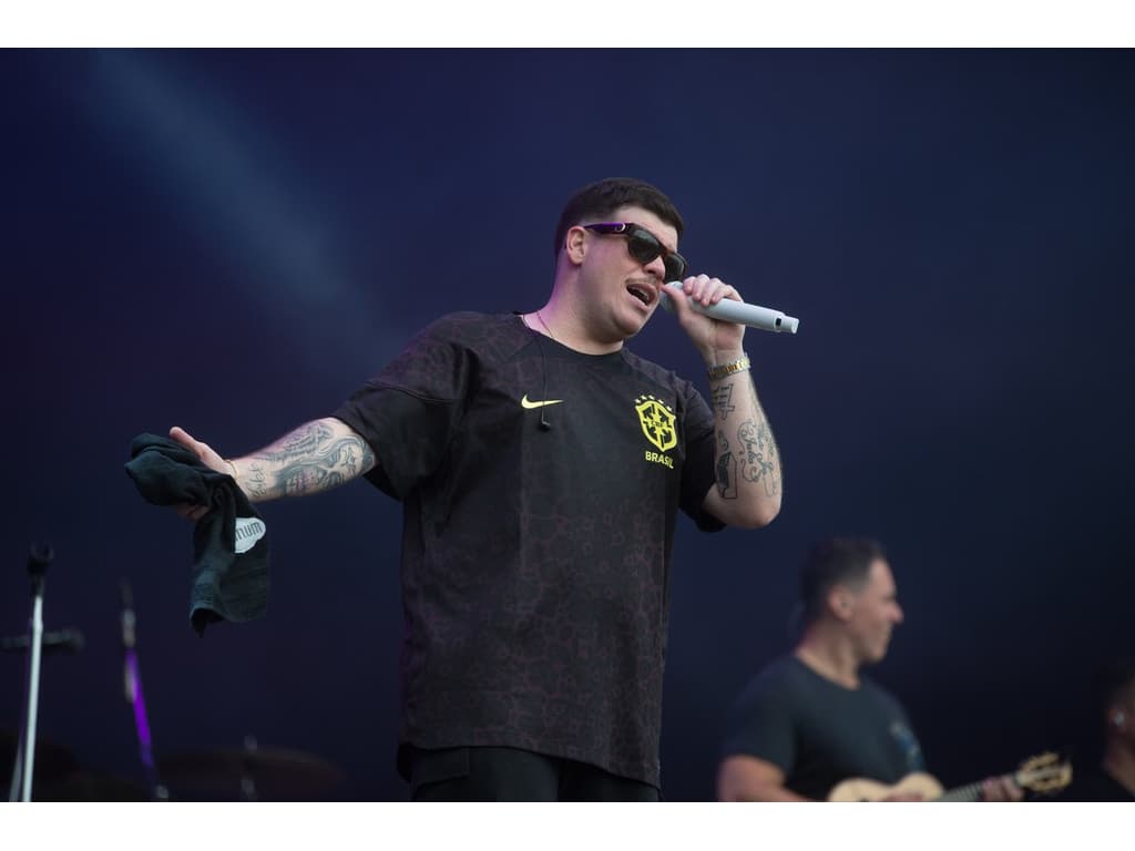 Ferrugem faz show antes da estreia do Brasil na Copa: 'Que nossa ...