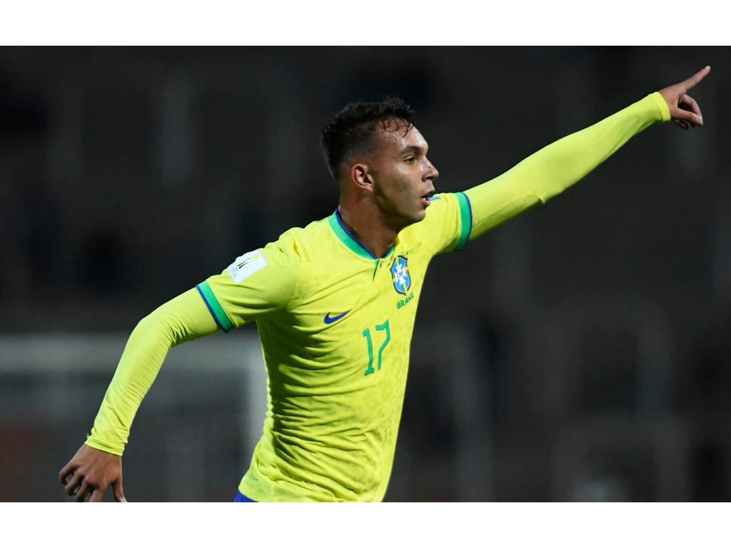 Giovane celebra gol em vitória da Seleção no Mundial sub-20