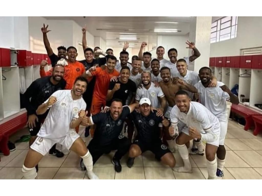 Ex-Fluminense marca, Monsoon vence e dispara na liderança na Série A-2 ...