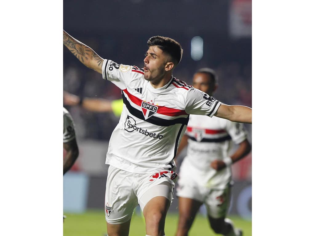 Vai ser titular? Beraldo está perto de volta ao São Paulo - Lance!