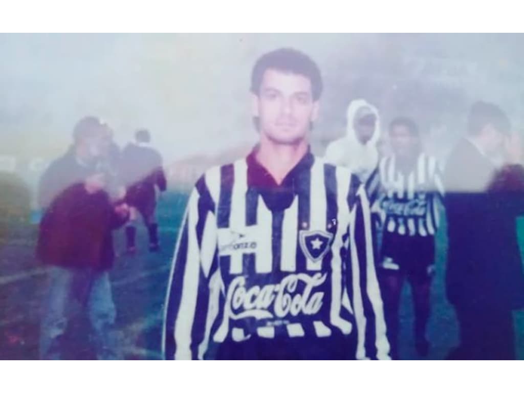 Ex-jogador do Botafogo recorda superação fora de casa em conquista ... Ex-jogador do Botafogo recorda superação fora de casa em conquista ...