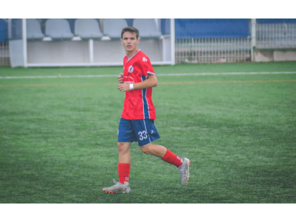 Com 16 anos, Rodrigo Moreira se destaca no sub-19 de clube português ...