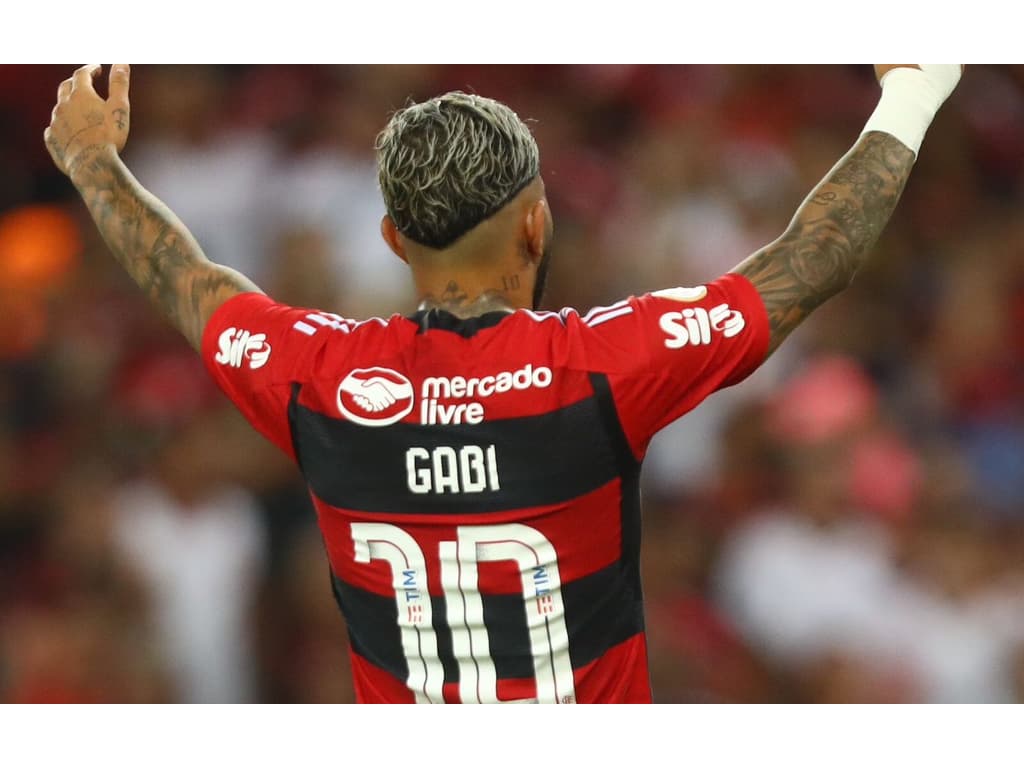 'Gostoso': Gabigol reage de forma inusitada à narração de Rômulo ... 'Gostoso': Gabigol reage de forma inusitada à narração de Rômulo ...