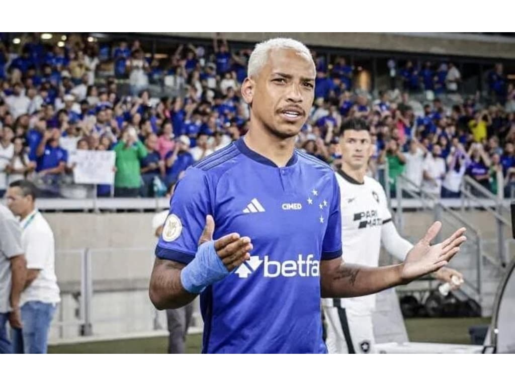 Matheus Pereira sofre lesão e se torna desfalque no Cruzeiro - Lance!