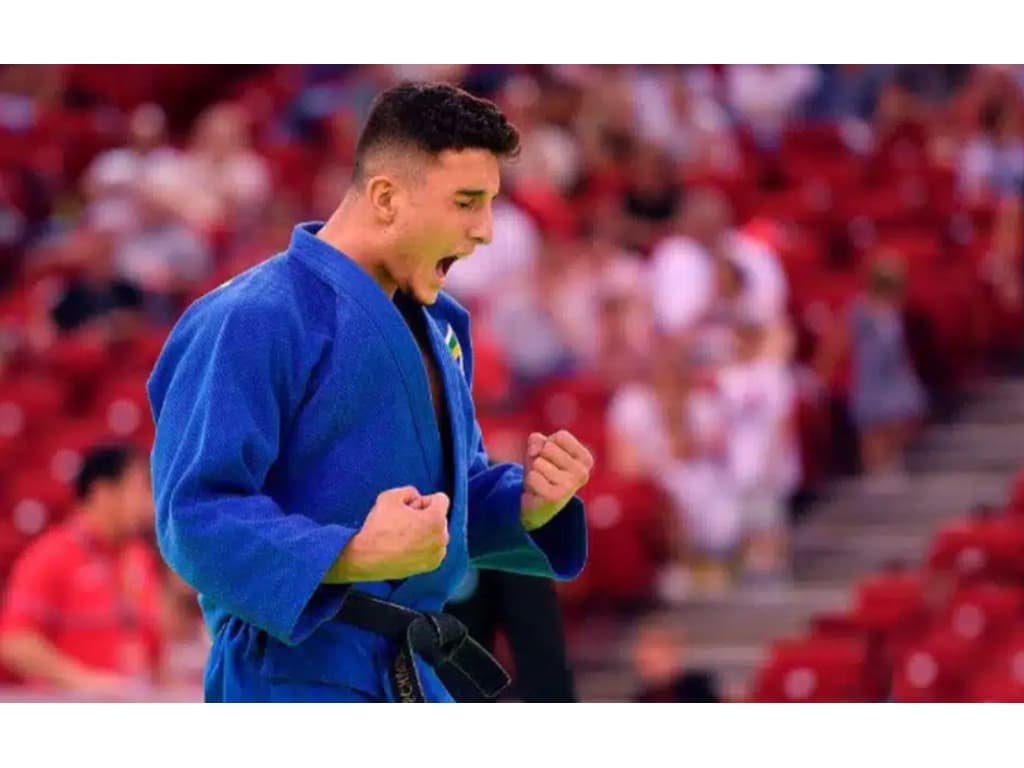 Gabriel Schimidt conquista a prata no World Masters de Judô - Lance!