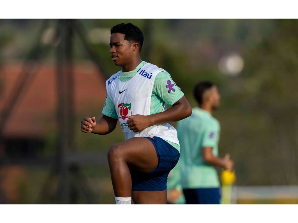 !NA ÍNTEGRA! Entrevista coletiva de Endrick, na Seleção Brasileira