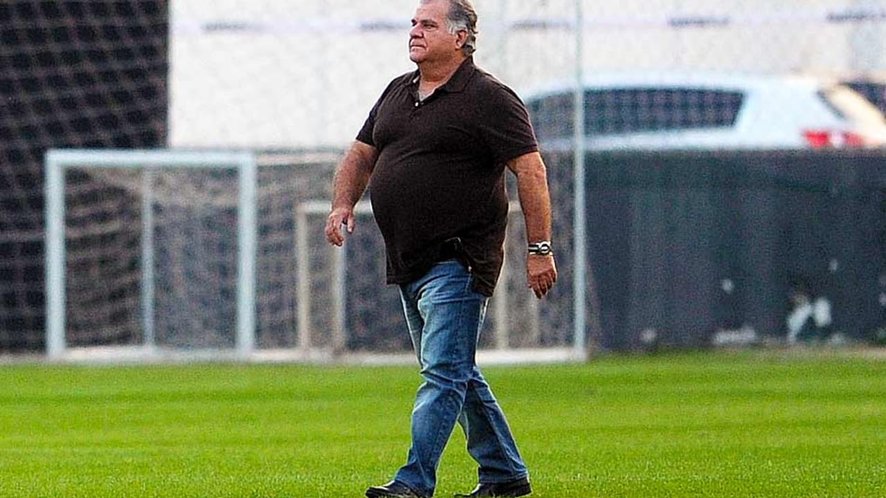 Lodeiro finalmente vai a campo e se diverte em primeiro treino no ...