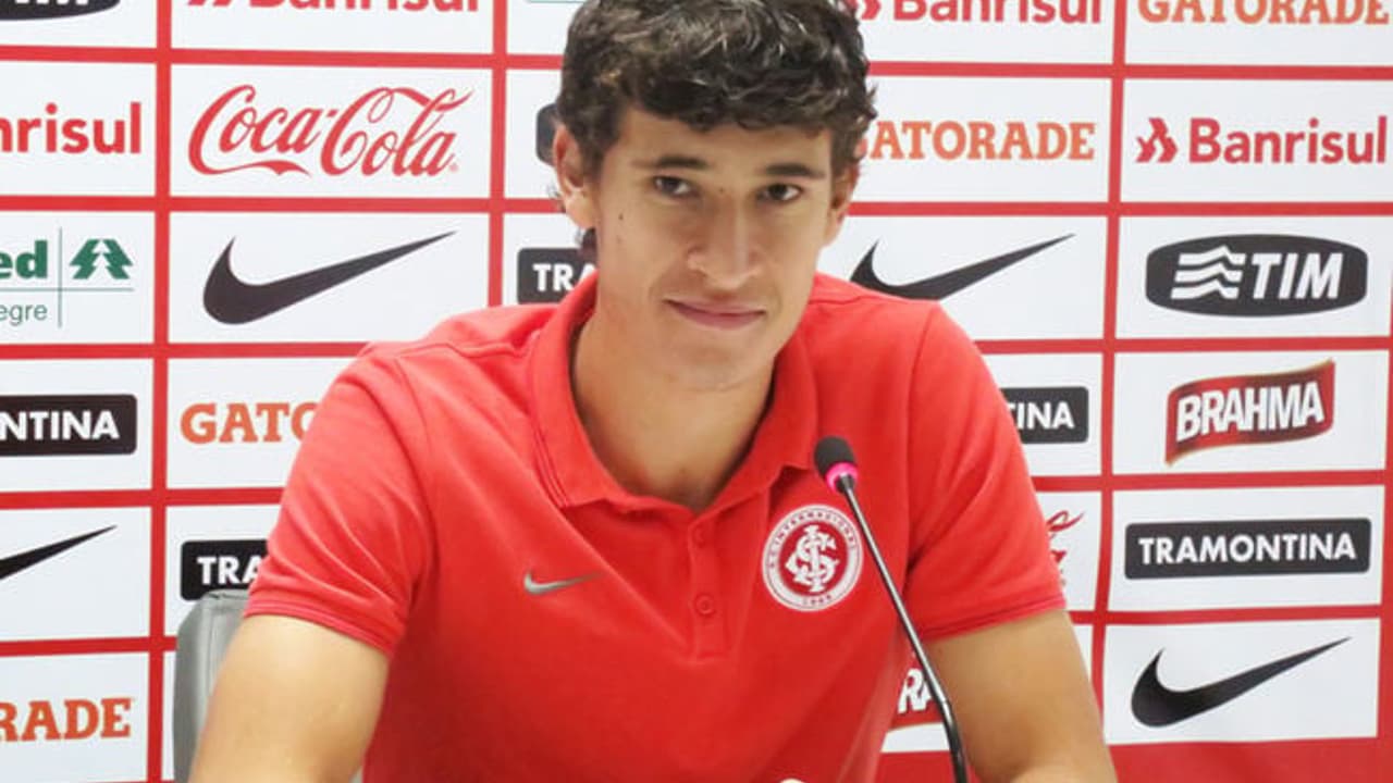 Dourado exalta chance na Seleção Olímpica e pede reação ao Inter - Lance!