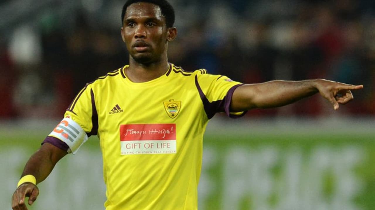 Aos 36 anos, Eto'o retorna à Rússia