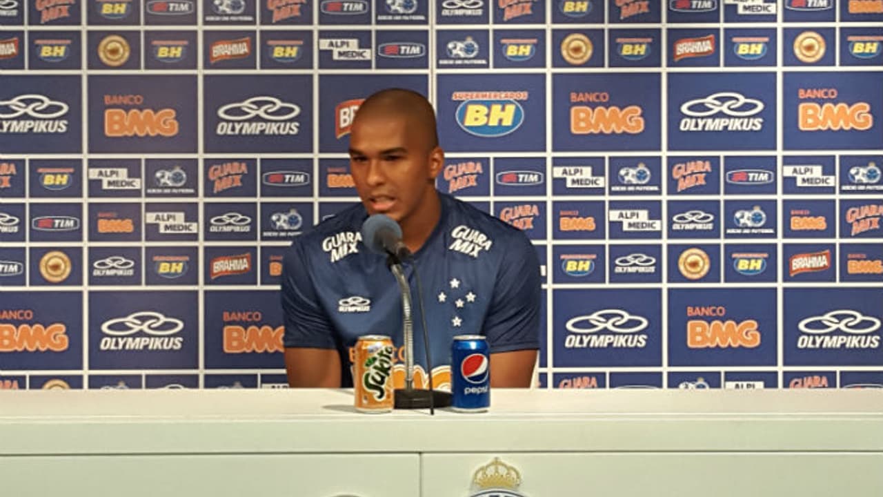 Coritiba chega a acordo com Cruzeiro pelo empréstimo do goleiro Elisson ...