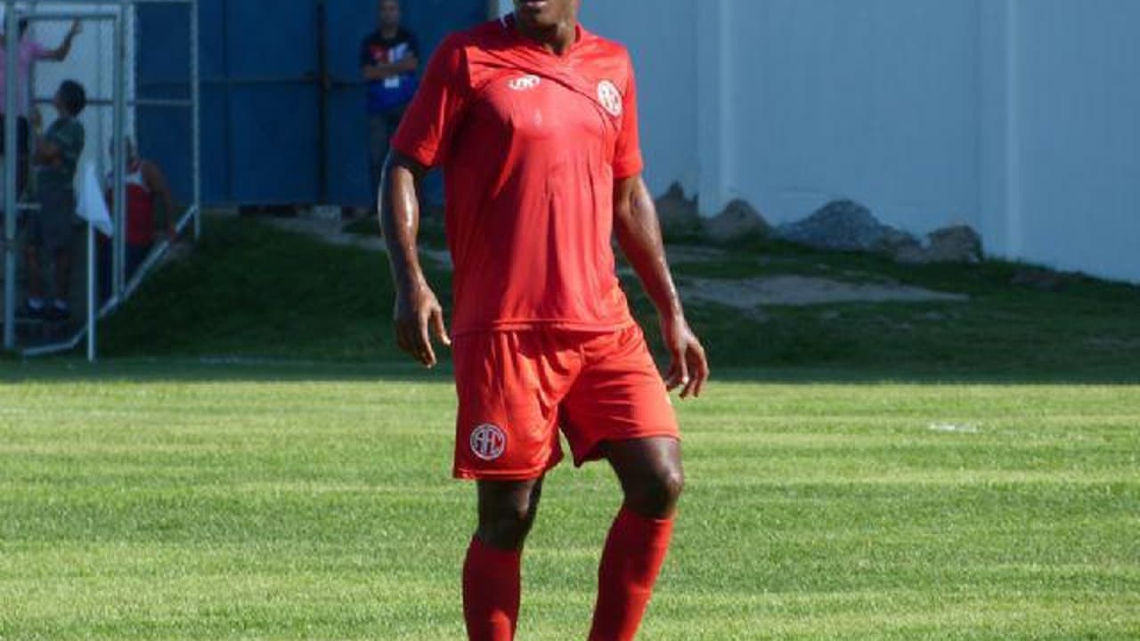 Fábio Braz destaca maturidade do elenco para América voltar a vencer ...