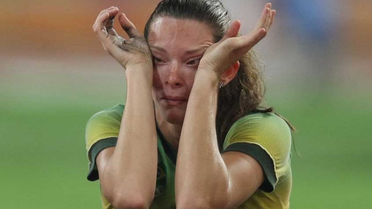 Fabiana Murer estreia na Rio-2016 para espantar seus fantasmas