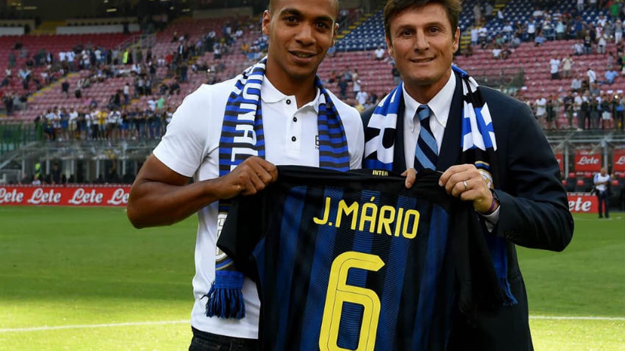 João Mário, Bale, bronca em Alcácer, City 'fechado'... O vaivém de domingo