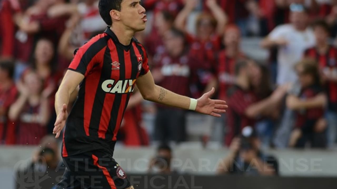 Quem foi O Cara da 31ª rodada do Brasileirão? Vote em duelos! - Lance!