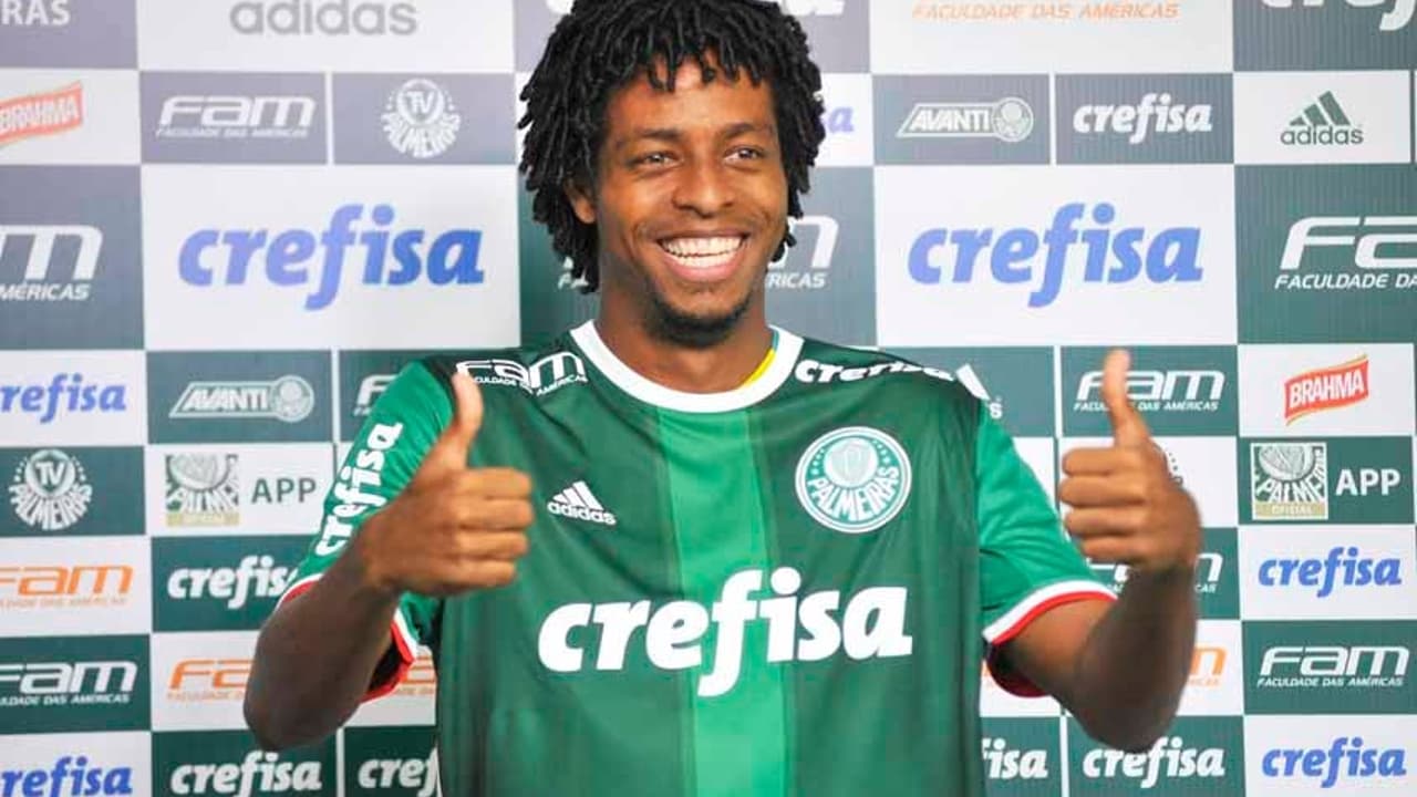 Crefisa lembra reforços do Palmeiras: 'Patrocínio forte faz um time forte'