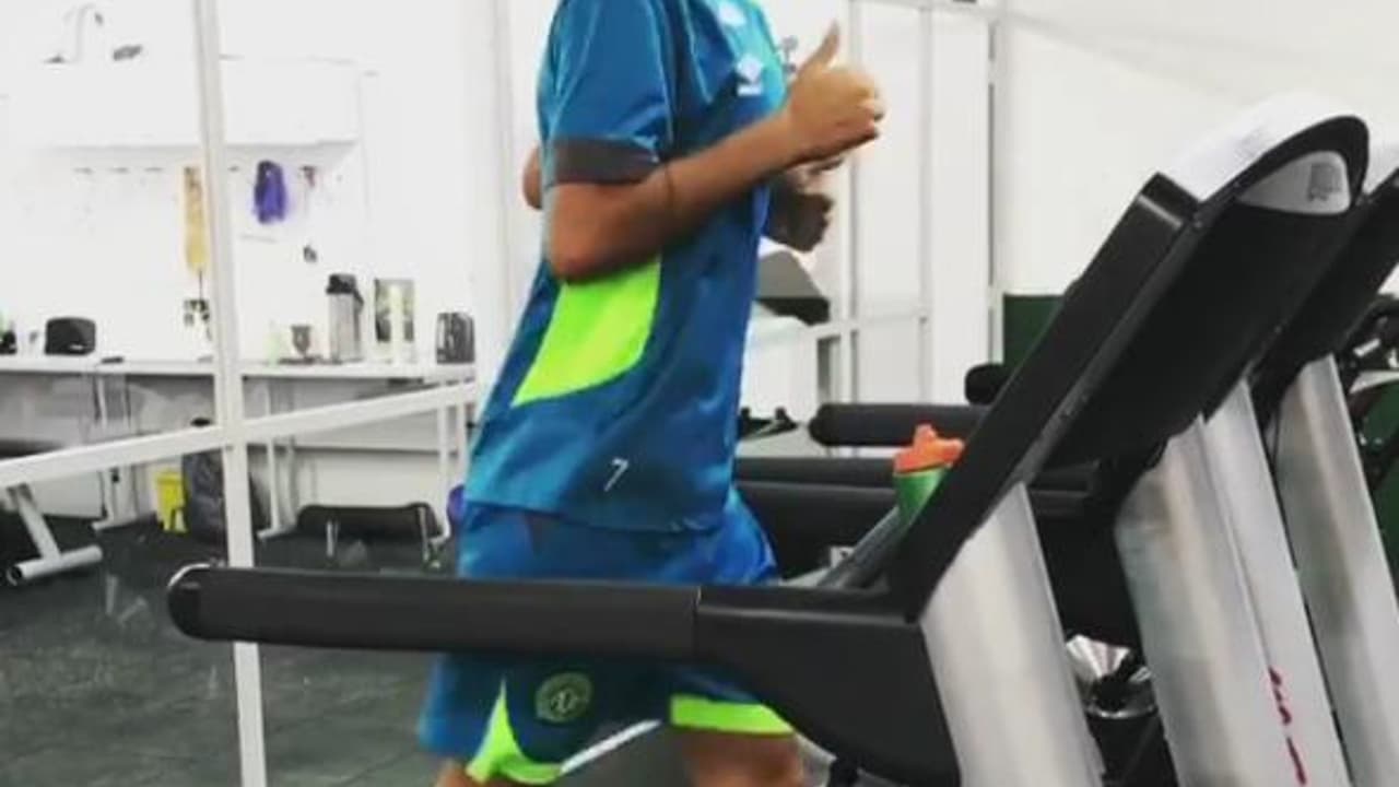 Alan Ruschel inicia trabalho físico na Arena Condá - Lance!