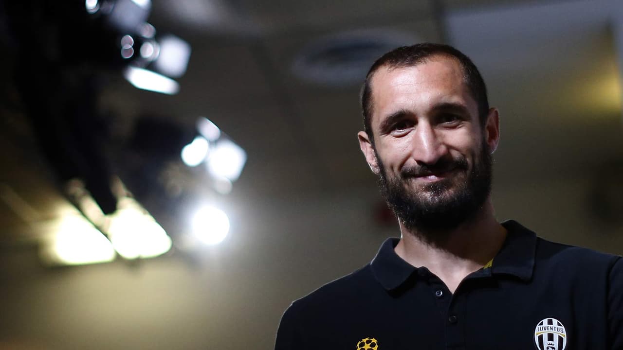 Baixa de última hora: Chiellini não enfrenta o Barcelona nesta quarta