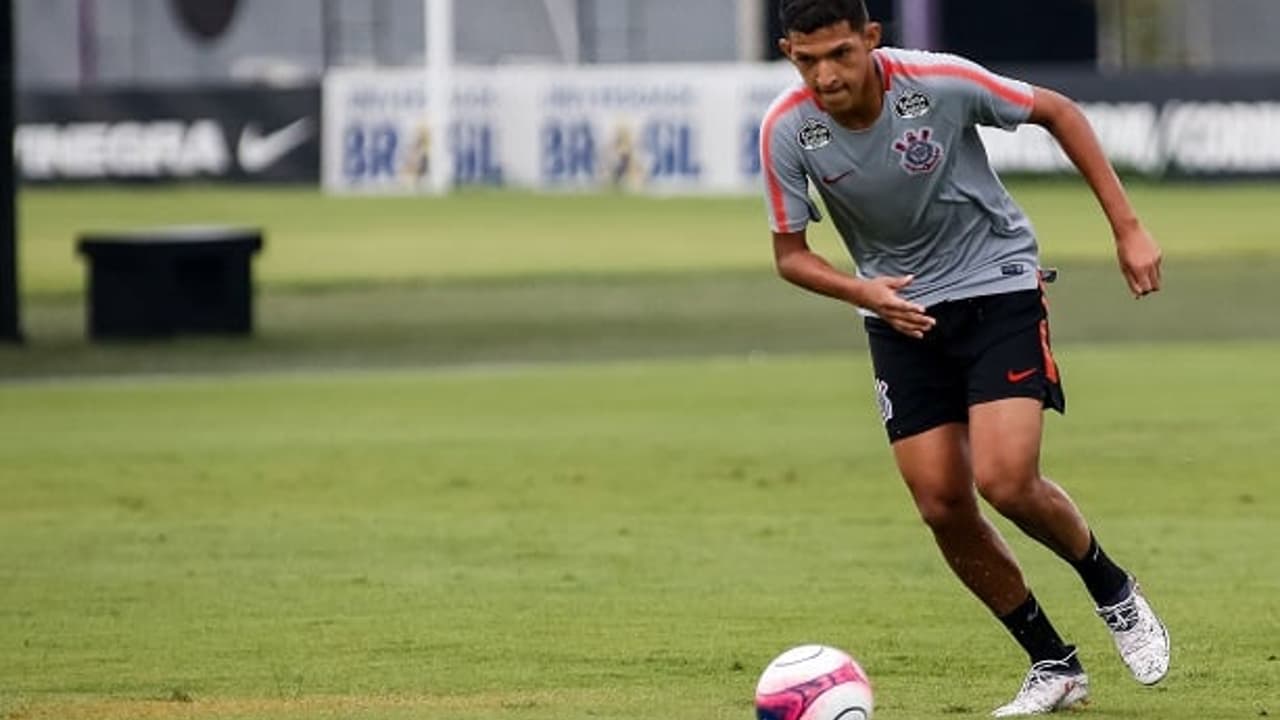 Corinthians relaciona Matheus Matias para a Libertadores; veja lista