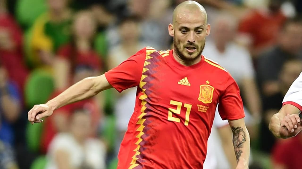Após Iniesta e Piqué, David Silva se aposenta da Seleção Espanhola
