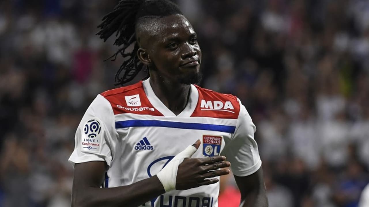 Com golaço de Bertrand Traoré, Lyon vence Strasbourg pela Ligue 1