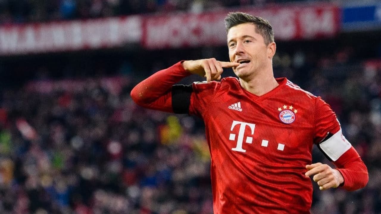 Lewandowski se torna o 5º atleta a chegar a 200 gols na Bundesliga - Lance!