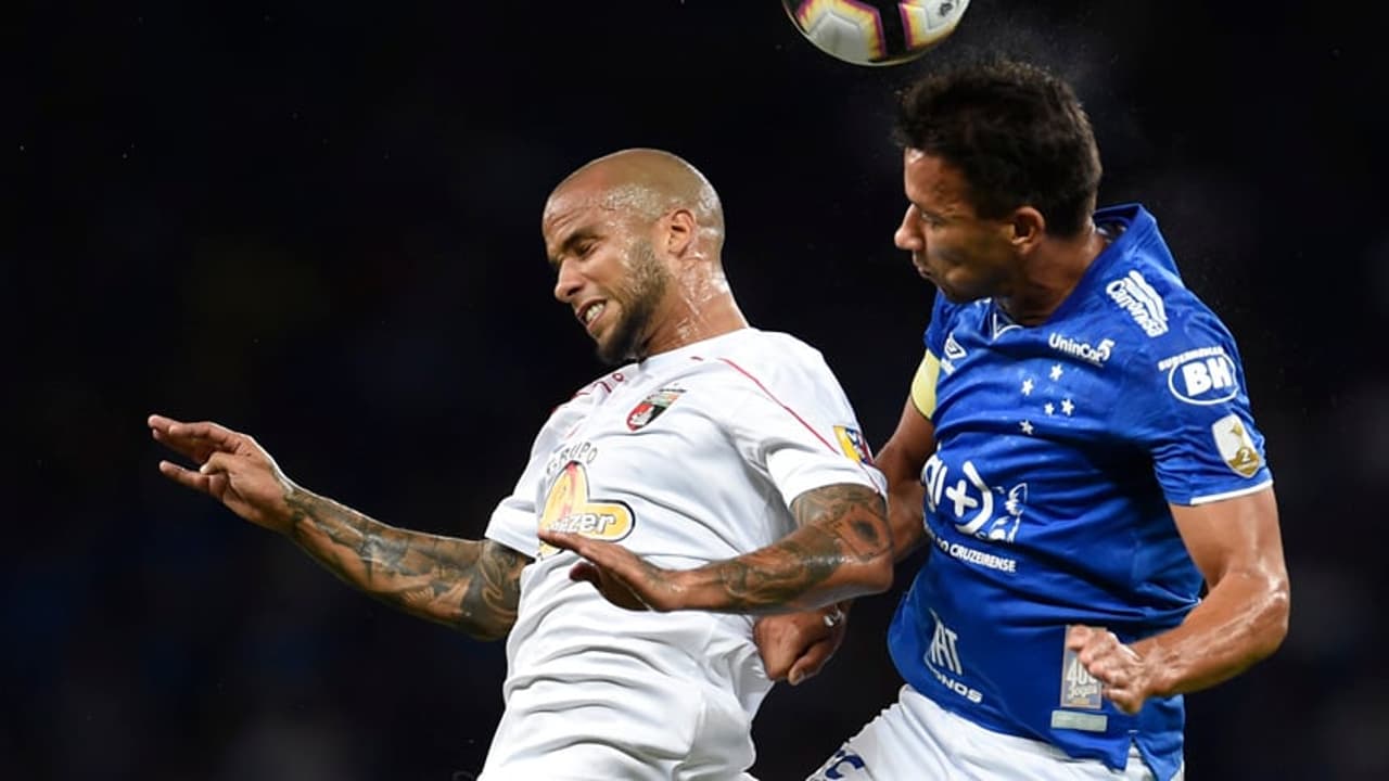 Cruzeiro faz o dever de casa e vence o Deportivo Lara no Mineirão - Lance!