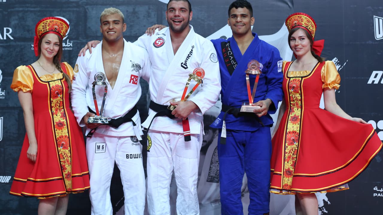 João Gabriel Rocha brilha e garante ouro no 'King of Mats' em Moscou ...