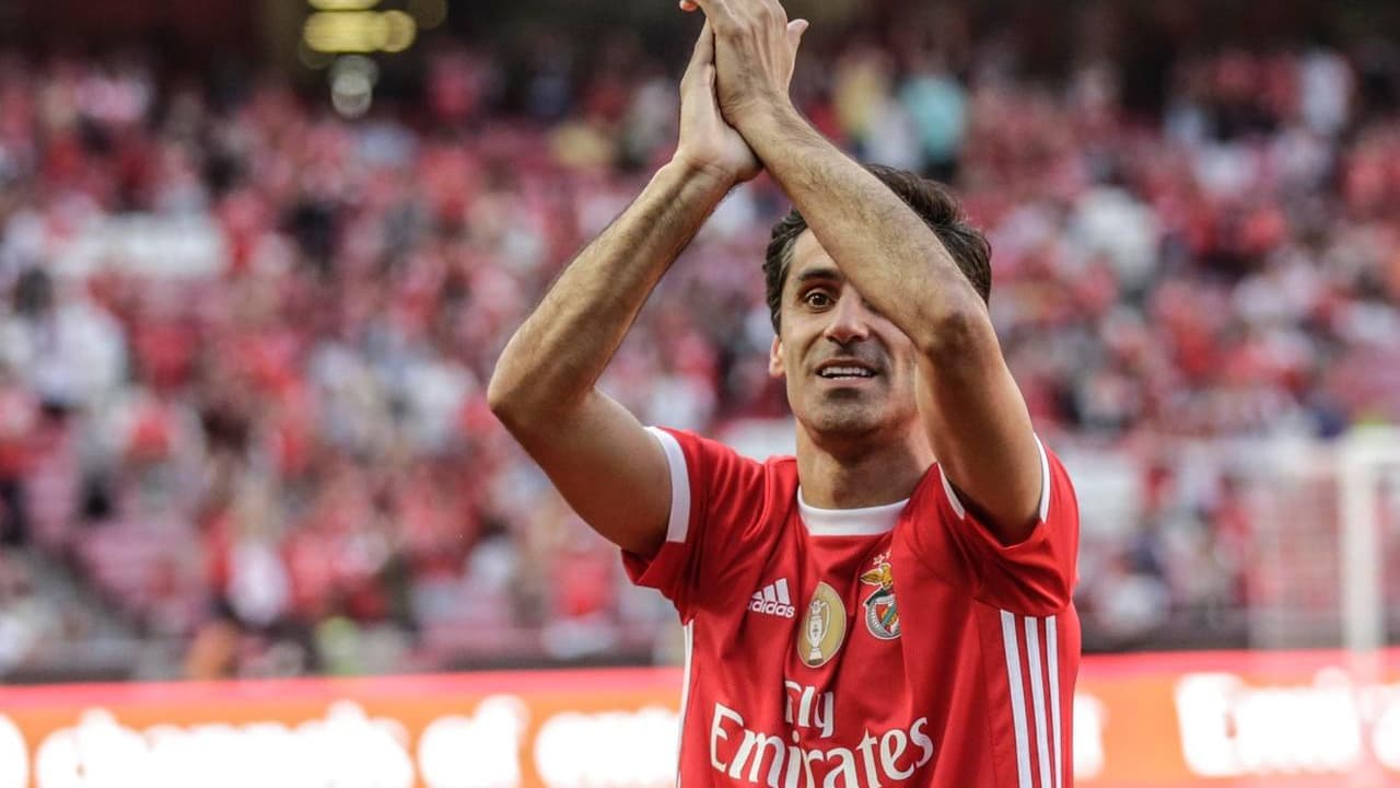 Jonas revela carinho por Jorge Jesus e diz que torce por sucesso do técnico
