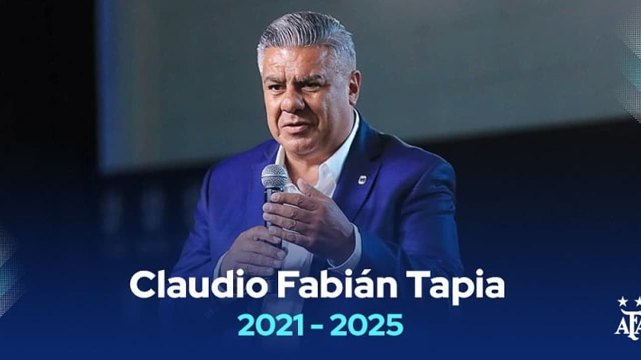 Claudio Tapia é reeleito presidente da AFA por mais cinco anos