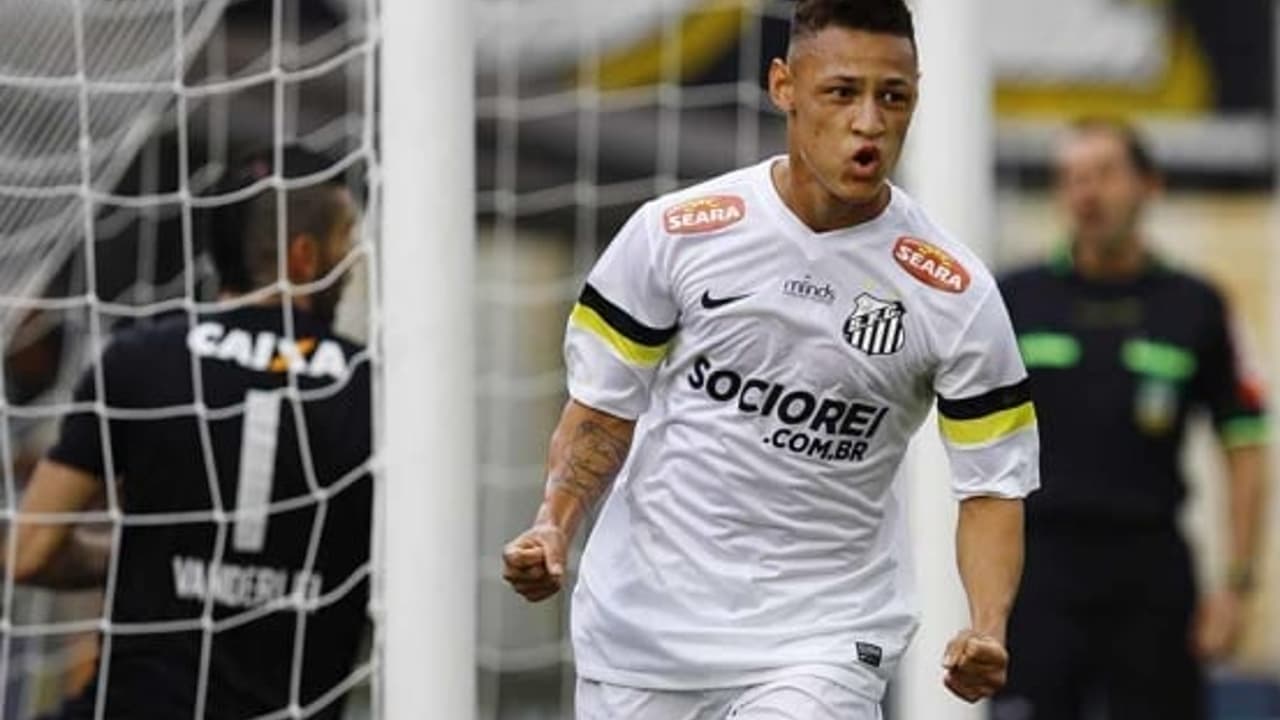 Neilton comemora aniversário de marca pelo Santos: 'Vivi momentos ...