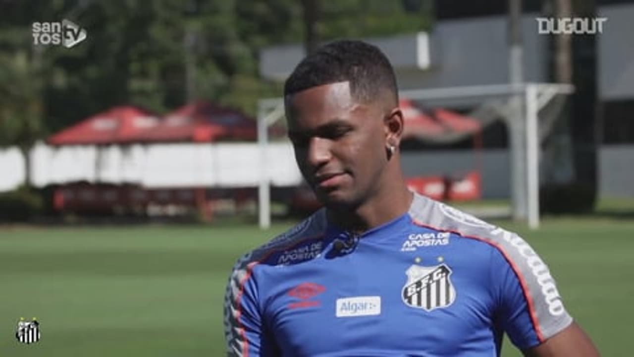 Renyer ficará à disposição no Santos nesta segunda-feira - Lance!
