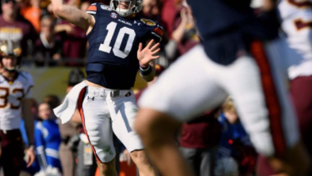 Melhores quarterbacks no sábado de futebol americano universitário - Lance!