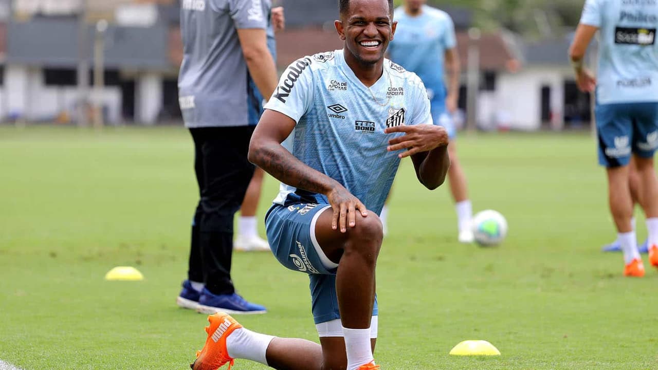 Renyer vibra com retorno à Seleção Brasileira: "Feliz e orgulhoso"