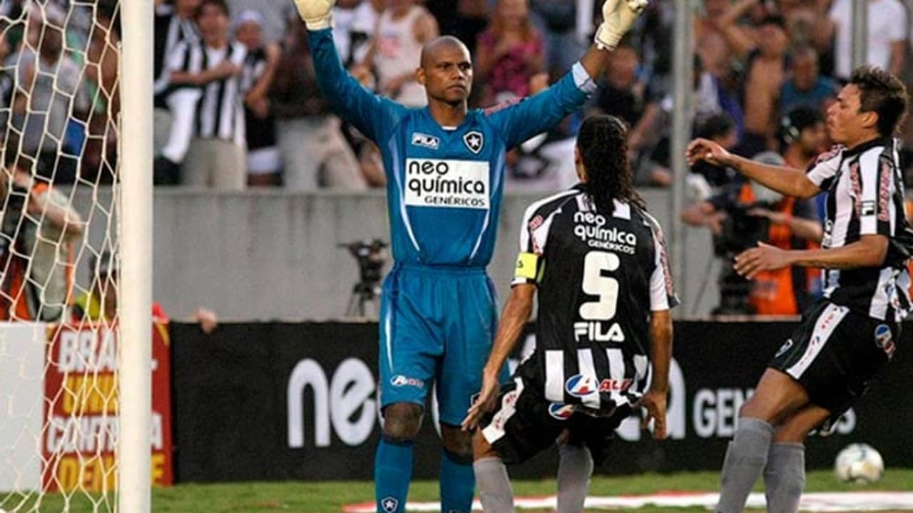 Dia Nacional do Goleiro! Relembre os seis jogadores marcantes da ...